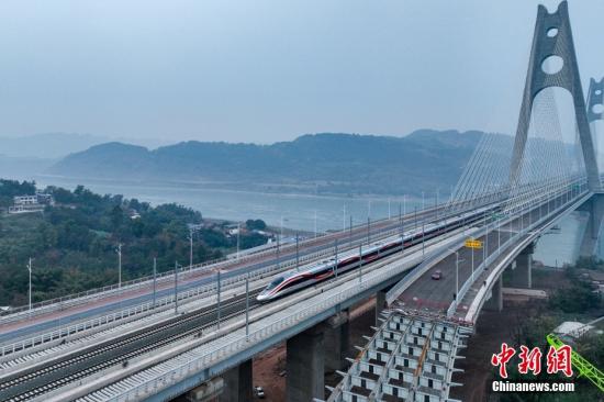 New high-speed railway routes start operations